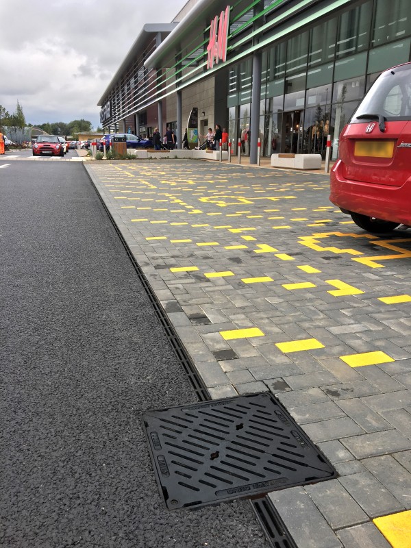 Gatic channel drainage installed at Rushden Lakes Shopping Centre ...