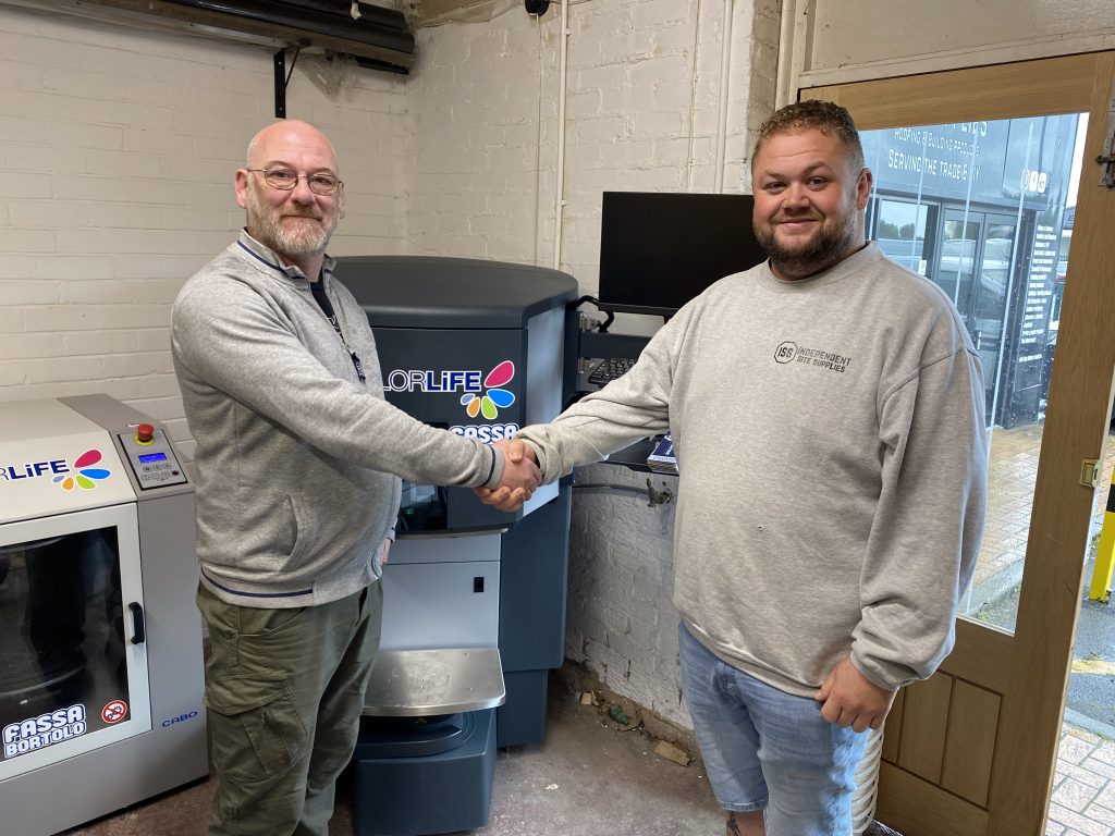 Fassa Bortolo invests in its customers with new tint machines ...