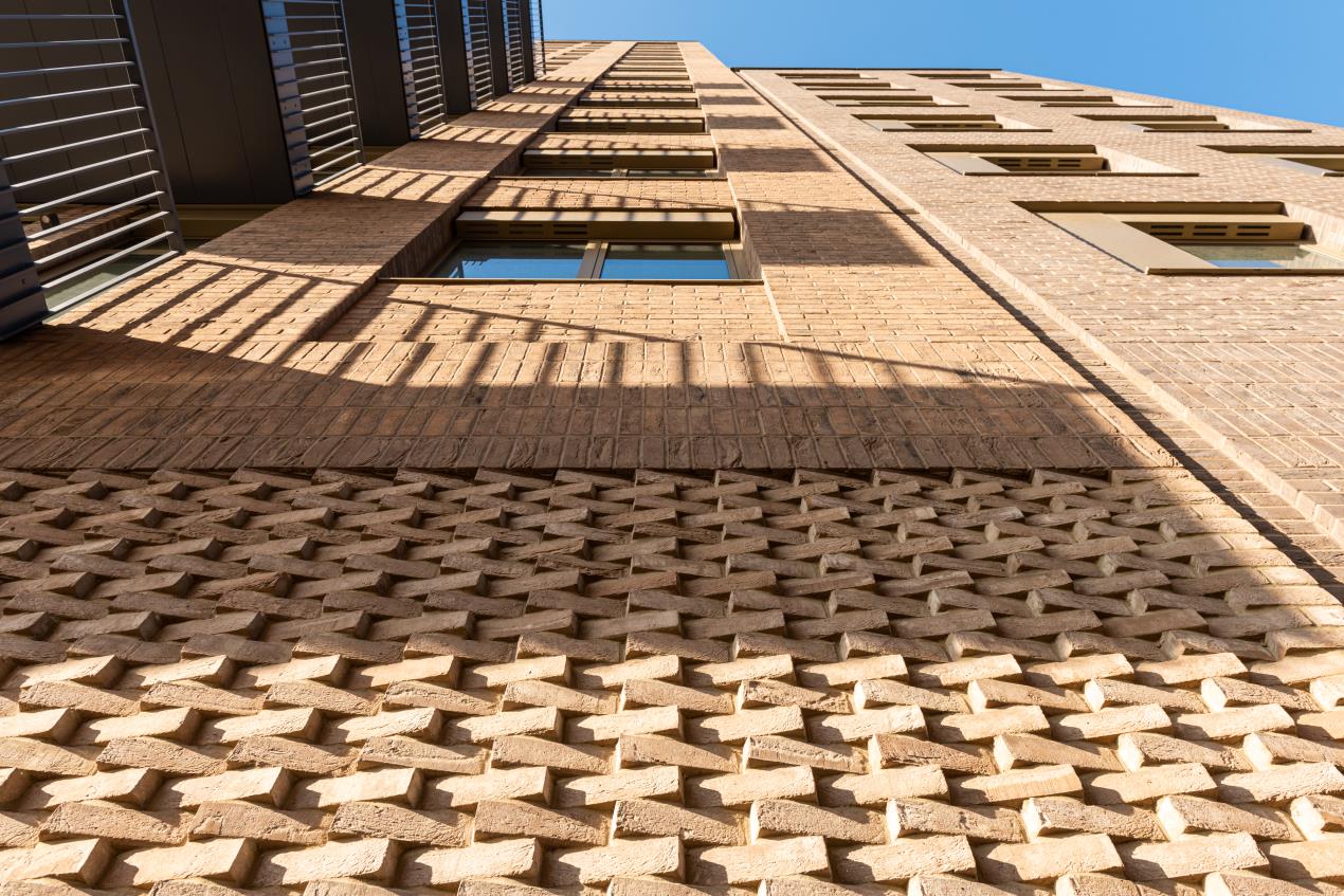 IG Masonry Support helps create statement exterior for residential ...